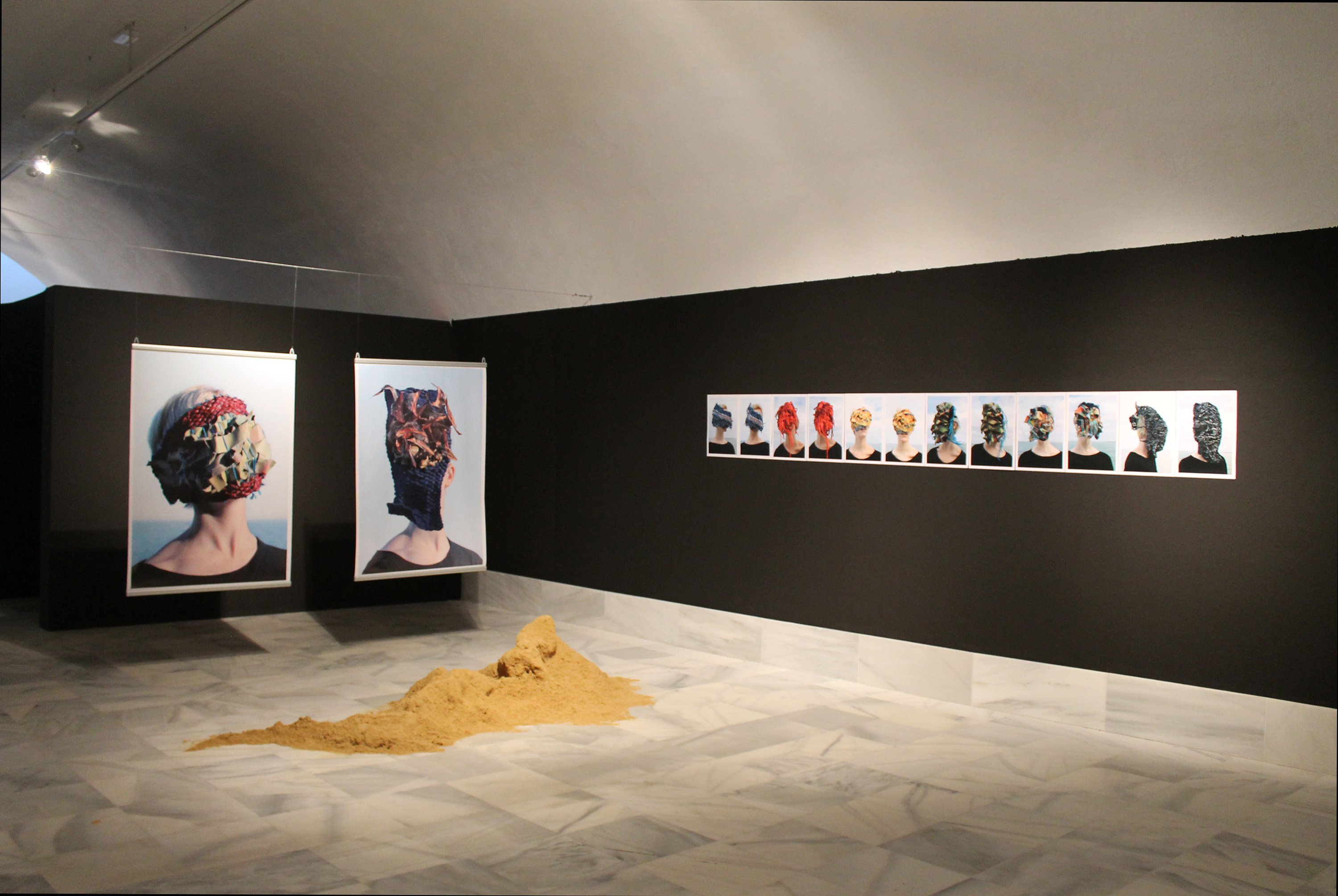 Zatista.ca The Best Paint Color For Your Gallery Walls - Zatista.ca